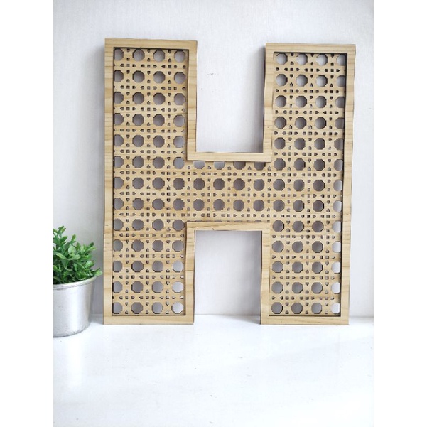 Letra Decorativa 20 cm formato Palhinha Indiana em mdf oho Chic palha ...