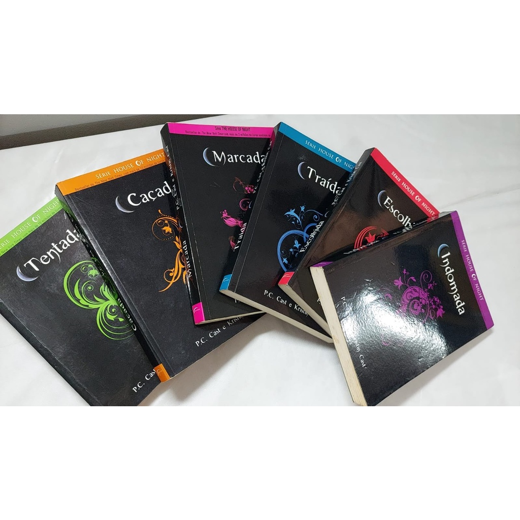 Livro: Série House Of Night - Indomada - Escolhida - Traída - Marcada ...