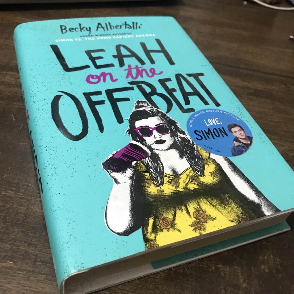 Leah on the off beat (Becky Albertalli) - importado, capa dura | Shopee ...