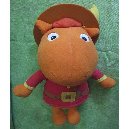 Boneco Tyrone Backyardigans Pelúcia 32cm Funcionando - A58 | Shopee Brasil