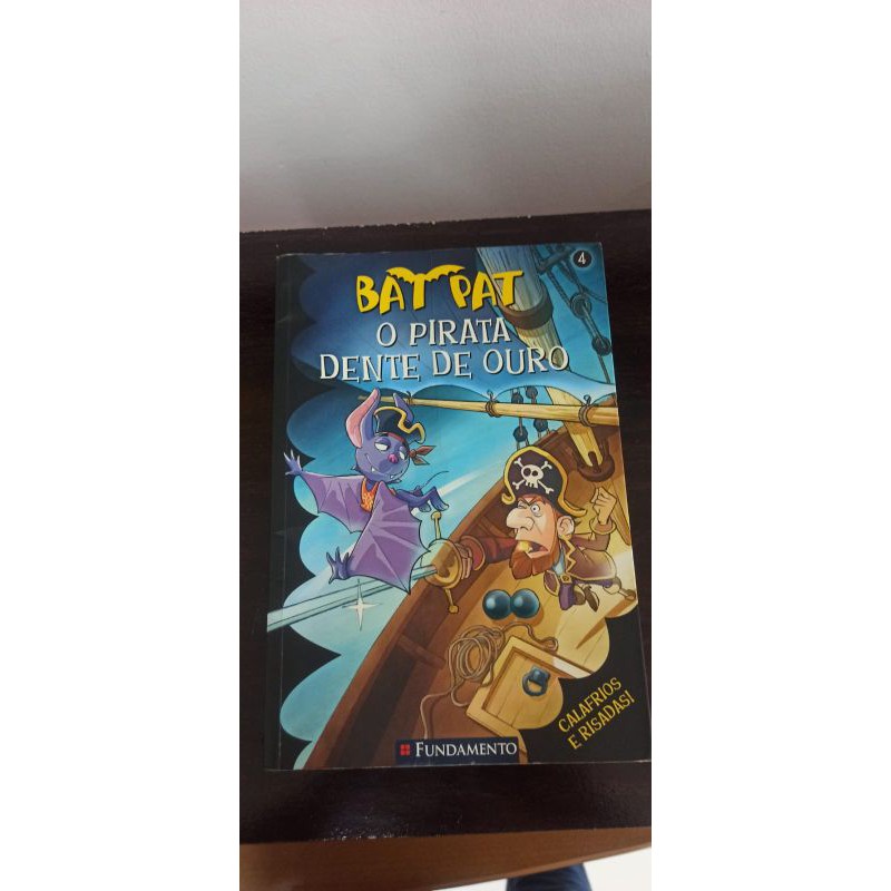 LIVRO: BAT PAT - O PIRATA DENTE DE OURO | Shopee Brasil