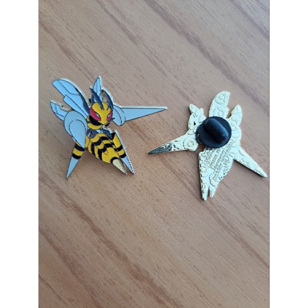 Pin original Pokémon Mega Beedrill novo | Shopee Brasil