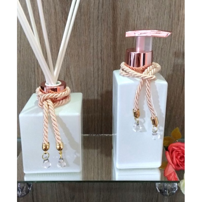 Kit Banheiro Cubo e Retangular Branco Com Rose Gold + Bandeja Espelhada ...