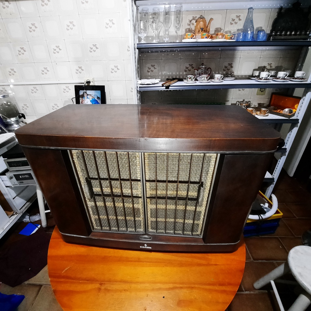 Rádio Siemens Schatulle M57 Valvulado Germany 1956 | Shopee Brasil