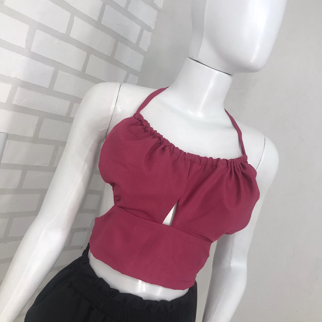 Cropped com detalhe no busto alça de amarrar Modelo Gringa Moda 2024 ...