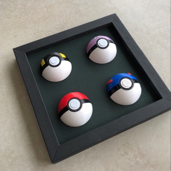 Quadro Pokebolas alto relevo | Shopee Brasil