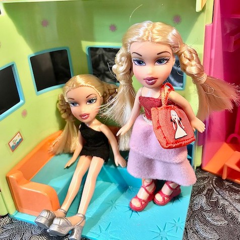 2 lil bratz cloe | Shopee Brasil