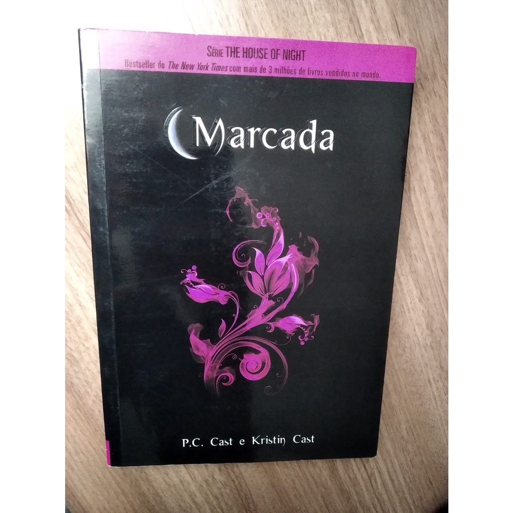 Livro usado - "Série House Of Night - Marcada" (P.C. e Kristen Cast ...