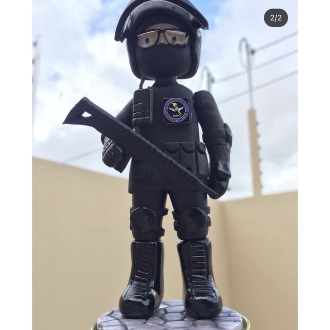 Boneco policial Raio | Shopee Brasil