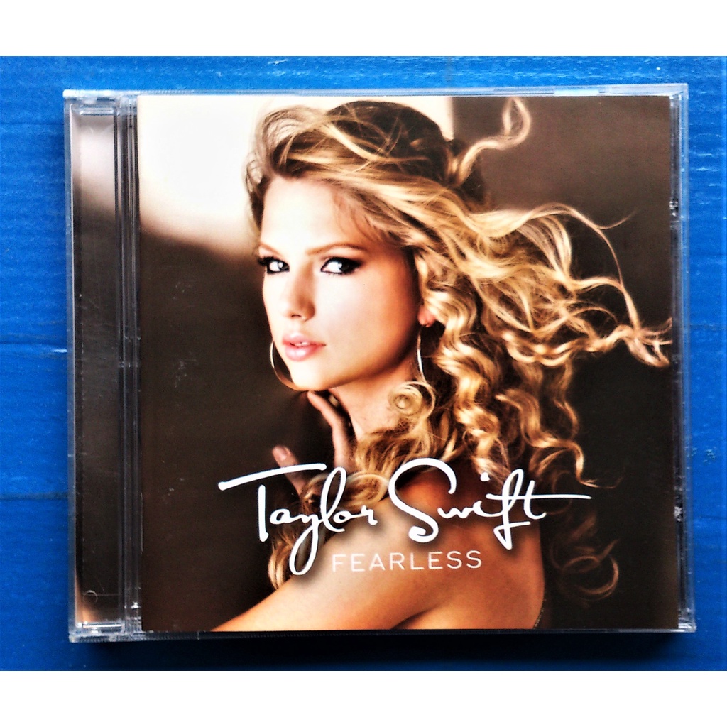 Cd Taylor Swift - Fearless - 2009 | Shopee Brasil