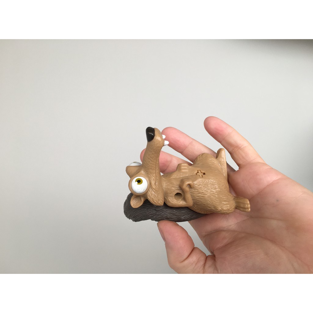 Cronopio dentiacutus, o Esquilo-dentes-de-sabre da vida real - (Scrat ...