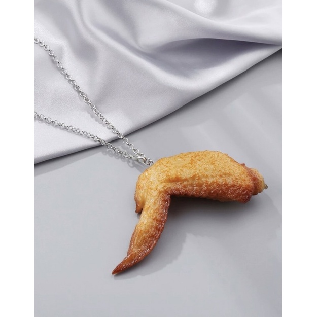 colar frango frito pingente realista meme parece realmente engordurado ...