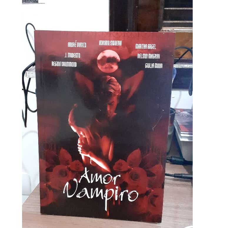 Amor vampiro (autografado) | Shopee Brasil
