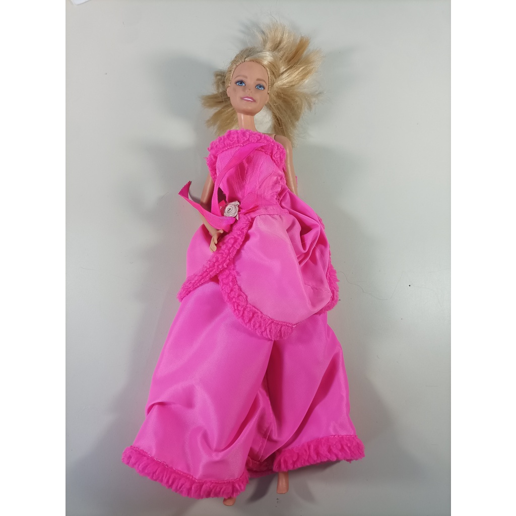 boneca barbie 2015/2013 original | Shopee Brasil