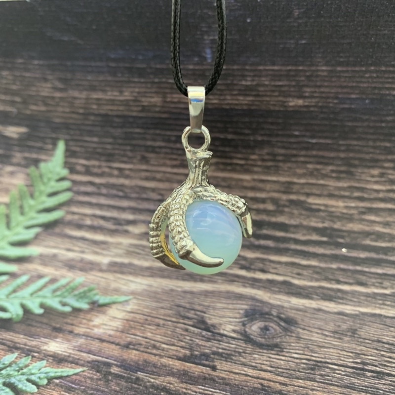 Colar Pingete Garra de Dragão - Esfera Pedra da Lua - Pata de Dragão ...