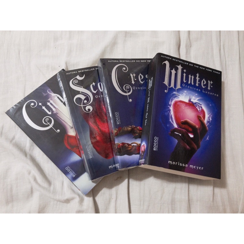Série As Crônicas Lunares: Cinder, Scarlet, Cress e Winter (LEIA A ...