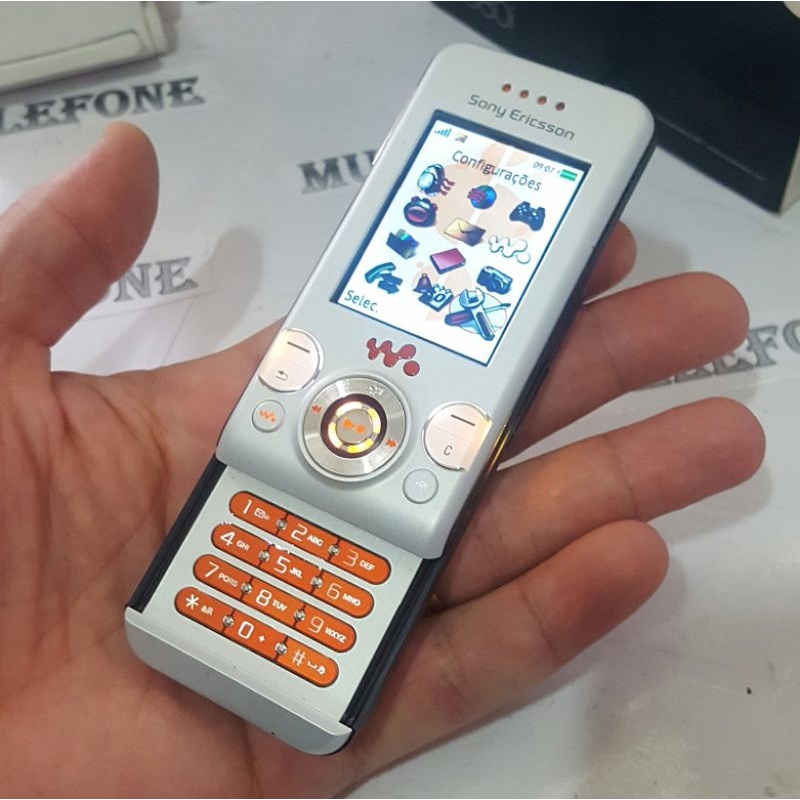 celular sony ericsson w580 slaid pequeno lindo antigo de chip | Shopee ...