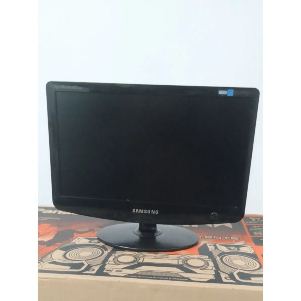 Monitor LCD Samsung 633NW 16 Polegadas funcionando 100% | Shopee Brasil