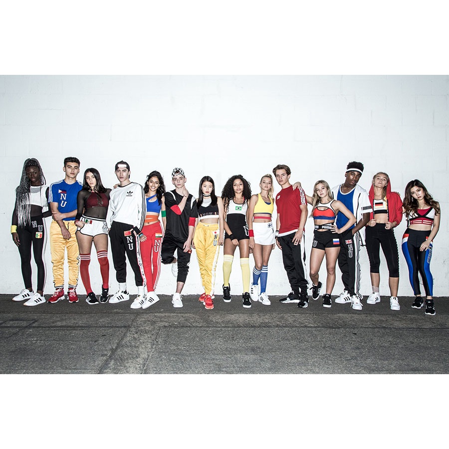 Poster Now United - Pop | Shopee Brasil
