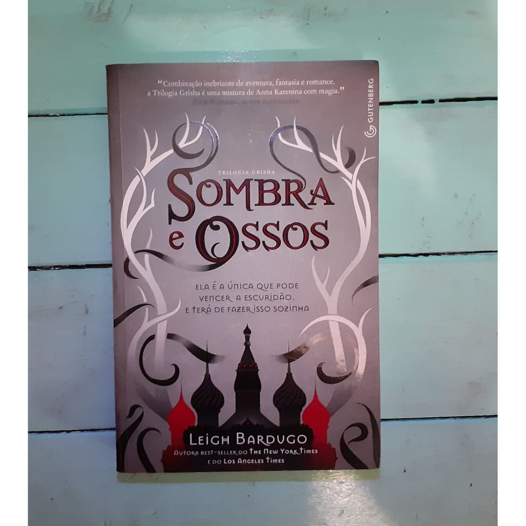 Sombra e Ossos RARO - Vol. 1 Trilogia Grisha - Leigh Bardugo | Shopee Brasil