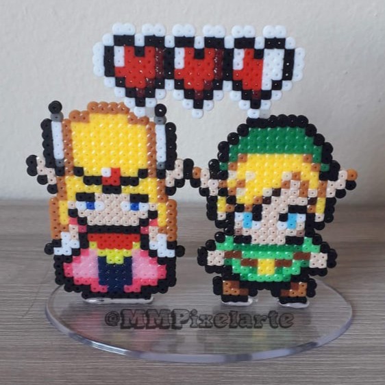 TOTEM ENFEITE DE MESA - LINK & ZELDA ♥ (Hama beads/ Perler Beads/ Pixel ...