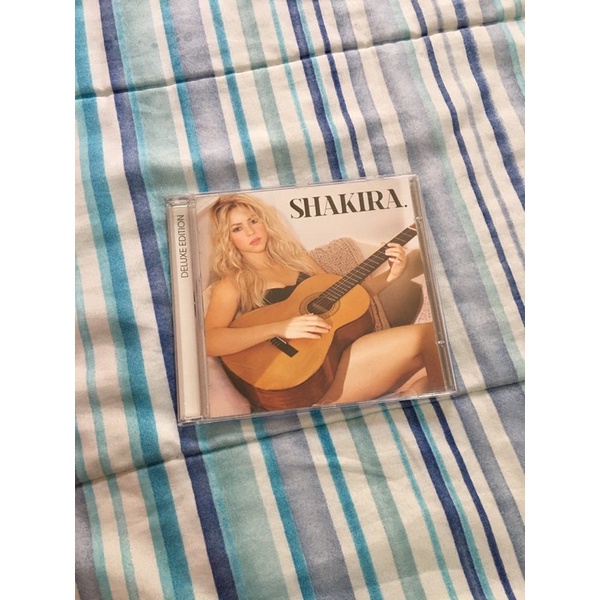 CD Shakira - Shakira Deluxe Edition ORIGINAL | Shopee Brasil