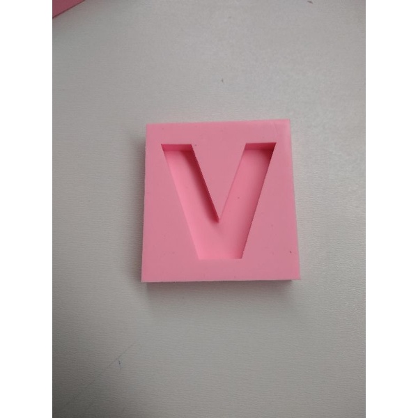 Molde letra V. | Shopee Brasil