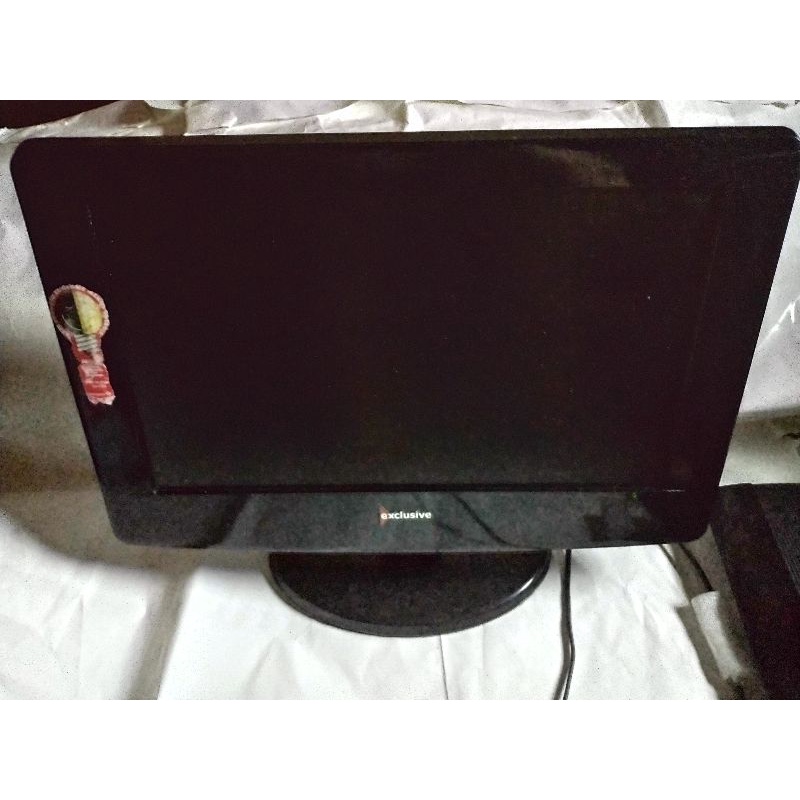 Monitor Tv LED CCE 24 polegadas semi novo aceito ofertas | Shopee Brasil