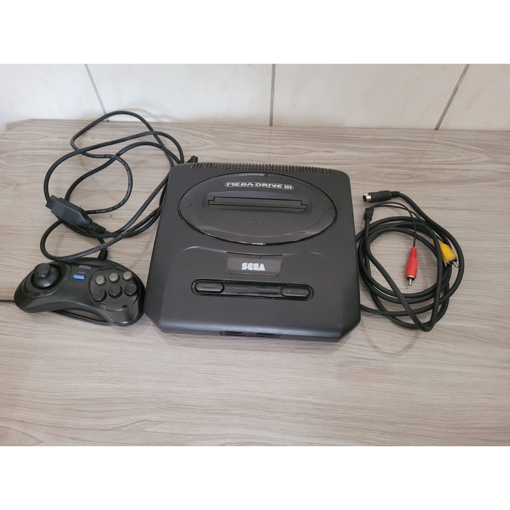 Mega Drive III original com 30 jogos na memória + um controle. | Shopee ...
