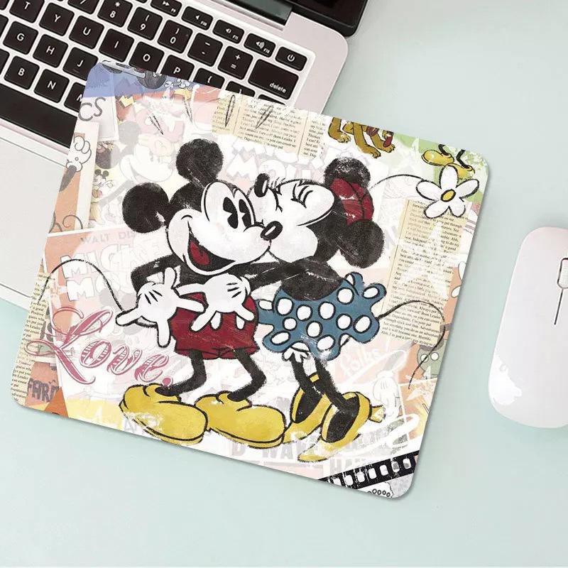 Mousepad Mickey e Minnie beijo beijando Pose para Foto Disney 22x18 cm ...