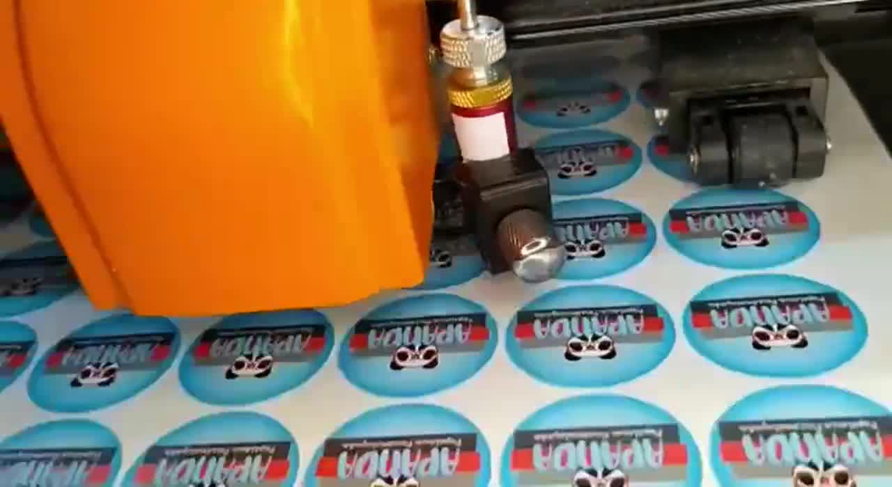 135 Adesivos Personalizados 4x4 cm - Recorte Eletrônico | Shopee Brasil