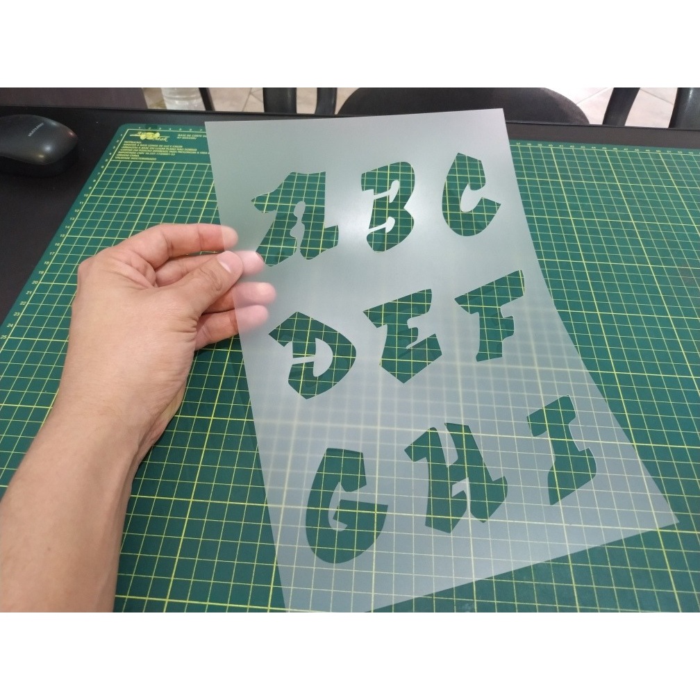 Stencil Letras Grafite com 5cm de altura para Pinturas e Aerografias ...