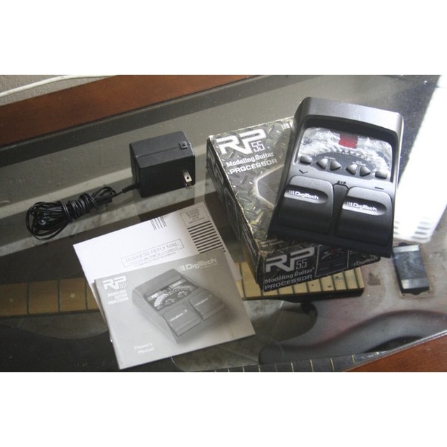 Pedaleira Para guitarra de múltiplos efeitos DigiTech RP55 - USADO ...