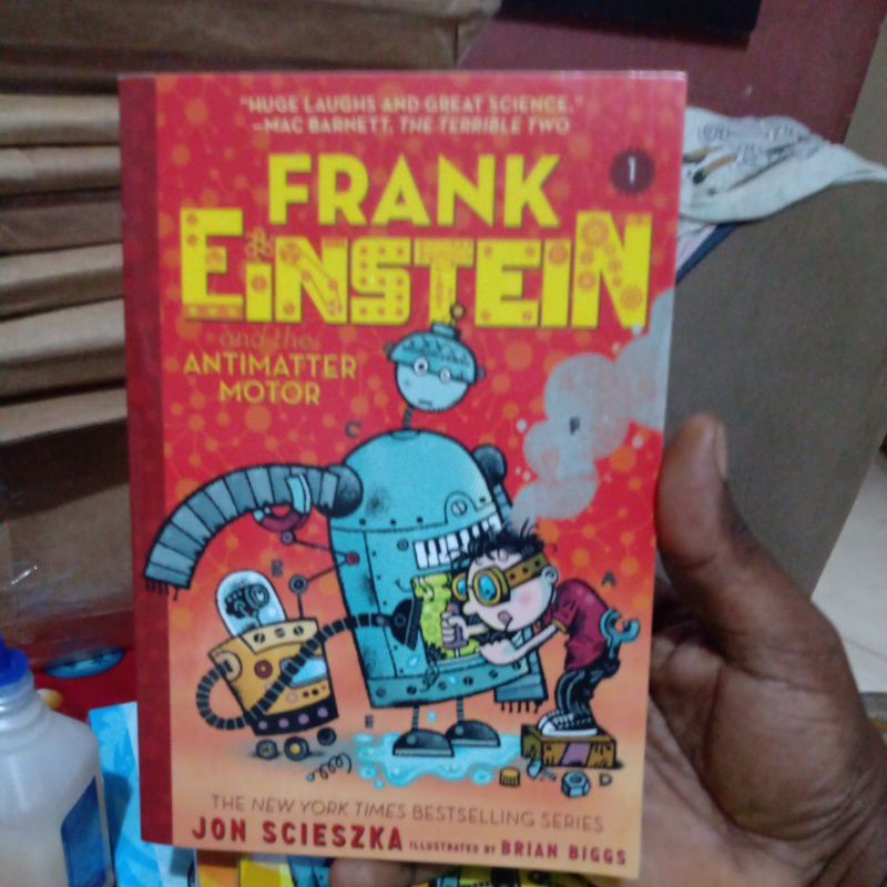Livro - Frank Einstein 1 And The Antimatter Motor - Jon Scieszka ...