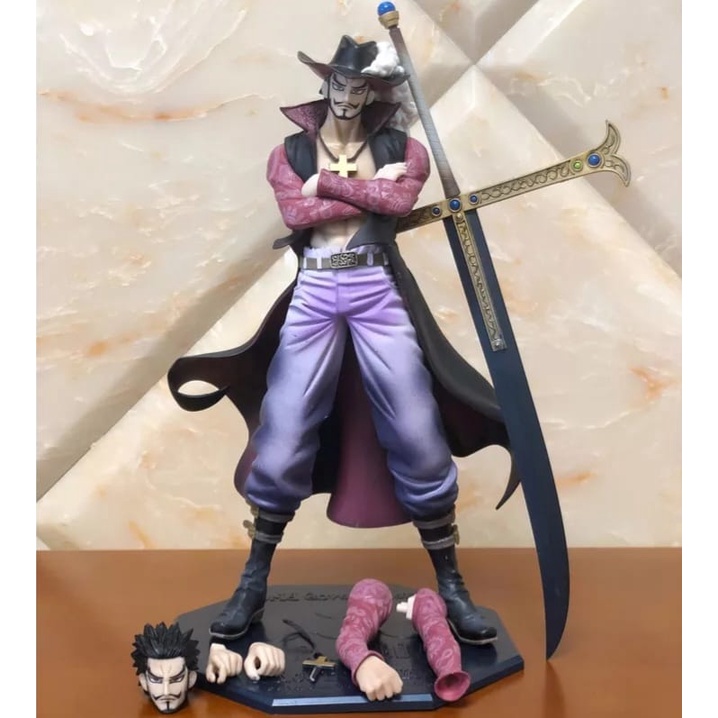 Action Figure Dracule Mihawk 26cm - One Piece - Desconto no Preço