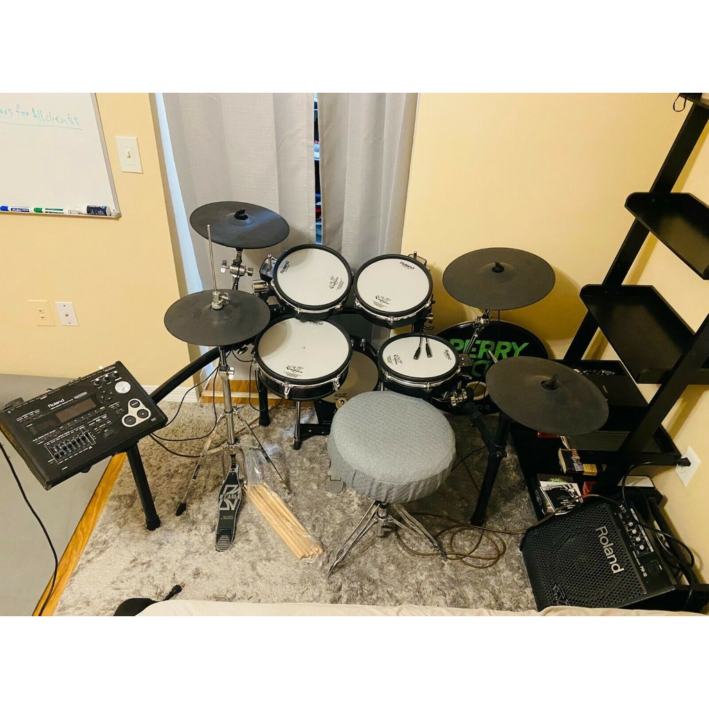 Roland TD 30 drum set + throne, travel bag, kik pedal | Shopee Brasil