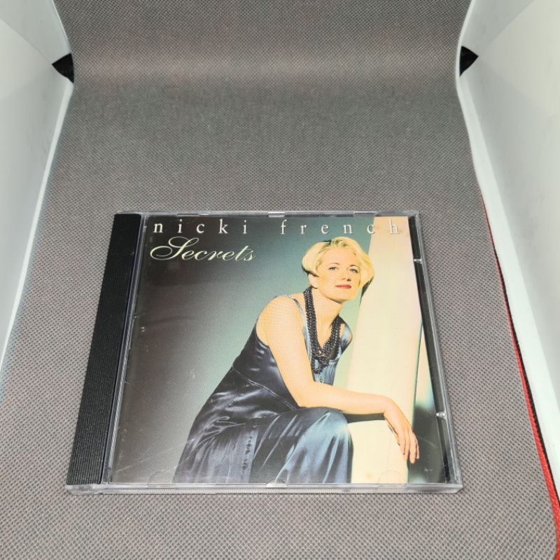 Cd Nicki French (Secrets) - Paradoxx Music (1997) | Shopee Brasil