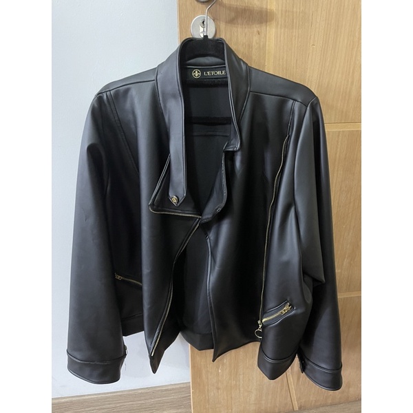 Jaqueta couro fake (plus size) | Shopee Brasil