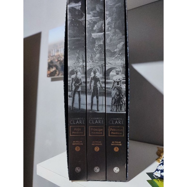 BOX AS PEÇAS INFERNAIS CASSANDRA CLARE | Shopee Brasil