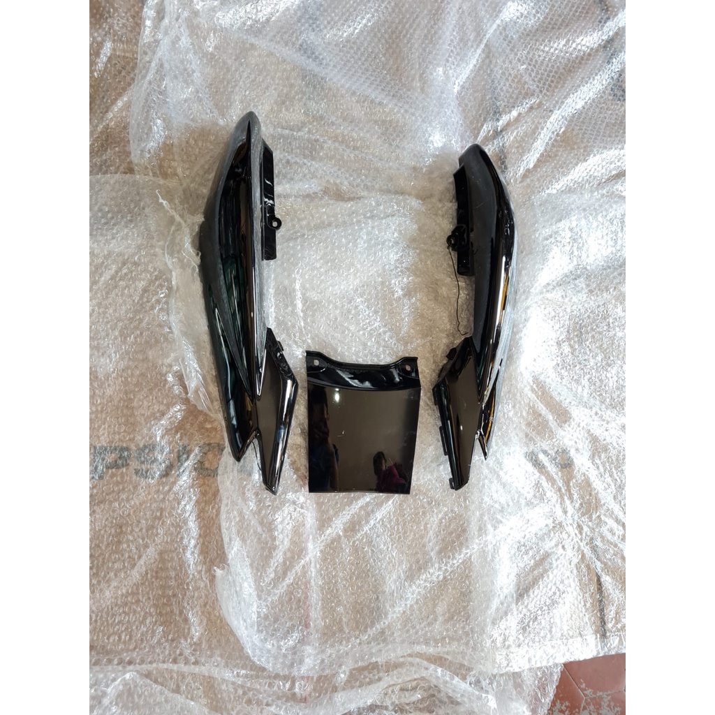 Rabeta Carenagem Yamaha Ybr 125 Factor preta 2009 a 2012 minimos detalhes | Shopee Brasil