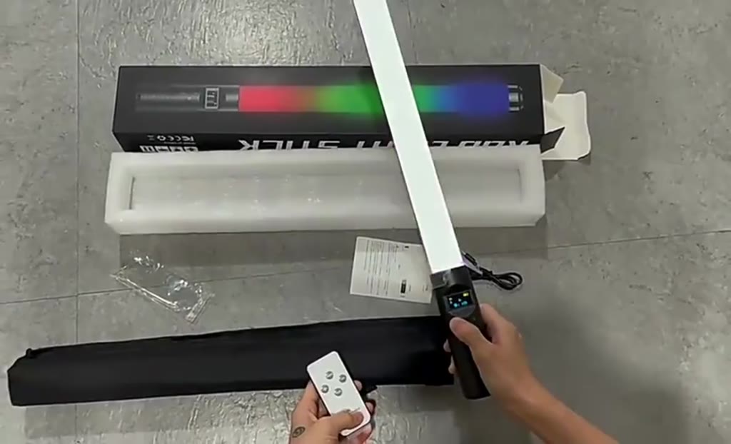 Bastão De Led Fotografia Colorido Rbg Light Stick Portatil Com Controle ...