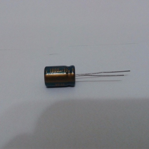 Capacitor Eletrolítico 1800uf X 10v Kit 05 Peças Placa Mae | Shopee Brasil