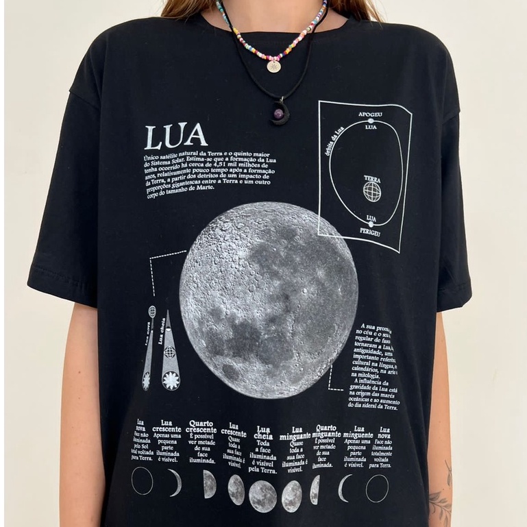 Camiseta Fases da Lua - Preta | Shopee Brasil