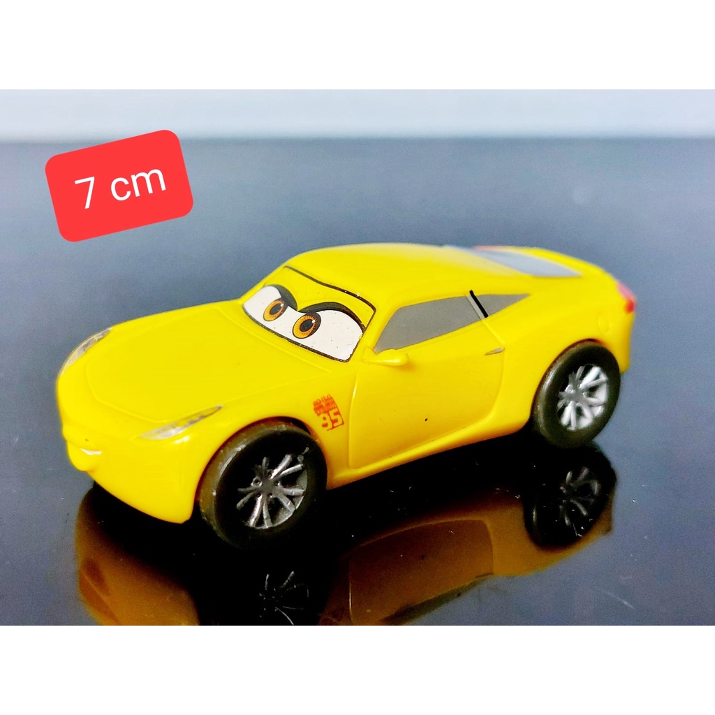 Carrinho Miniatura Cruz Ramirez Carros Disney Pixar | Shopee Brasil