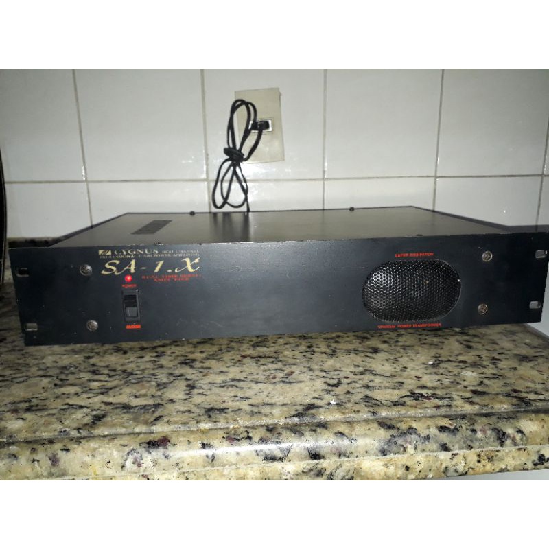 Cygnus Sa-x.1 Professional High Power Amplifier - Real Time Servo ...