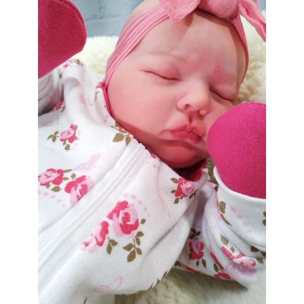 Bebê Reborn kit Tessa promoção acessórios | Shopee Brasil