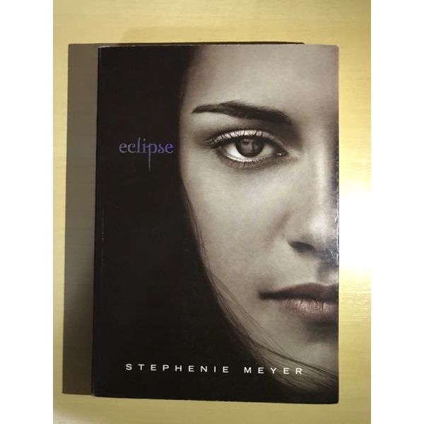 Livro Eclipse Capa Filme com pôster | Shopee Brasil