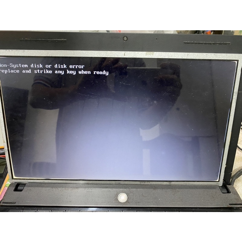 Tela Led 14 polegadas / rv410 / Dell n4050 / pequenas manchas do lado | Shopee Brasil