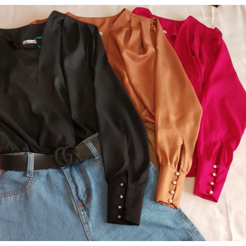 Blusa Body Feminino Decote V Transpassado Manga Longa Bufante blogueira ...