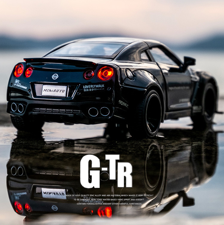 Toy Miniature 1: 32 Nissan Gtr R35 Type R Diecast Pull Back Car Model ...